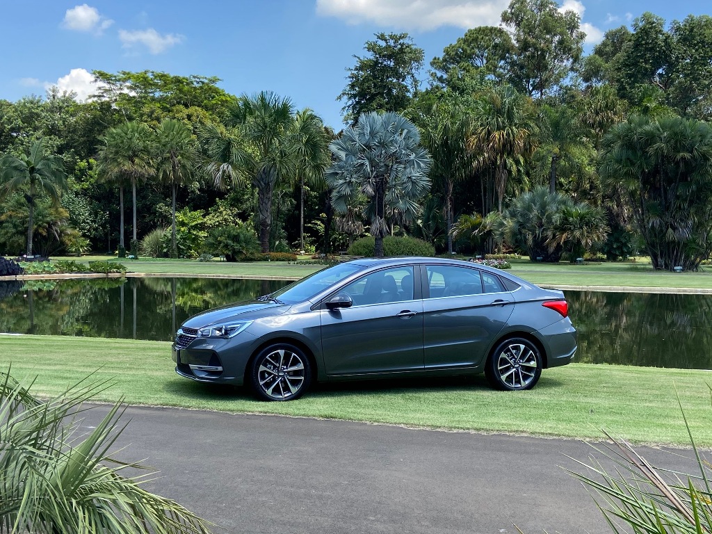 Arrizo 5 fica mais esperto e econômico com câmbio de nove marchas ...
